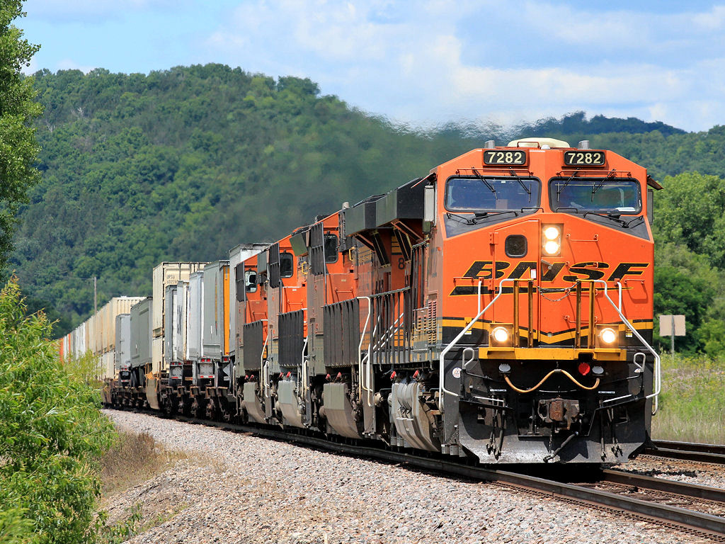 BNSF 7282